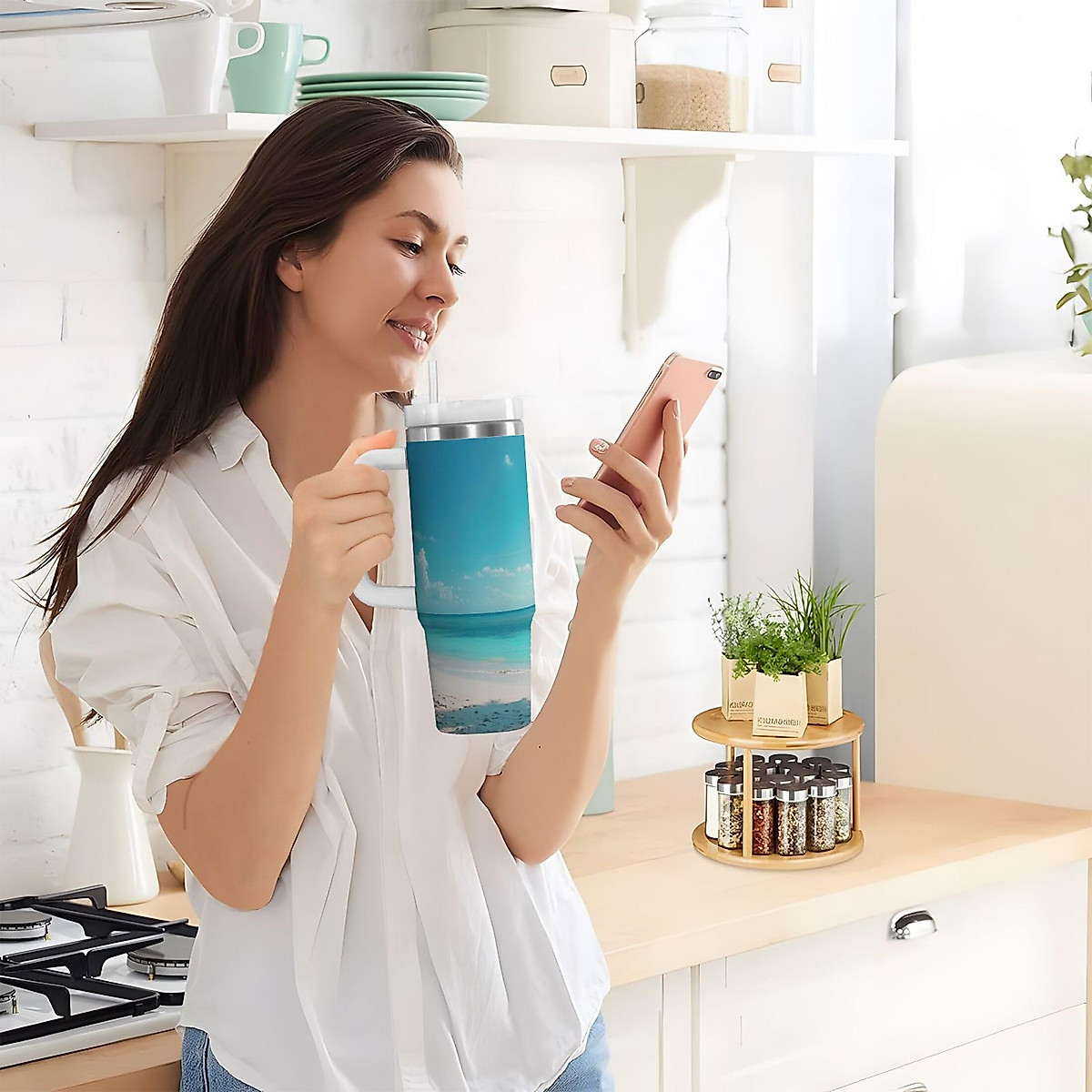 Qilmy 30 oz Beautiful Palm Tree Tumbler with Handle and Straw Lid for Water Iced Tea or Coffee, Stainless Steel Insulated Leak-proof Travel Coffee Mug Cup Gifts