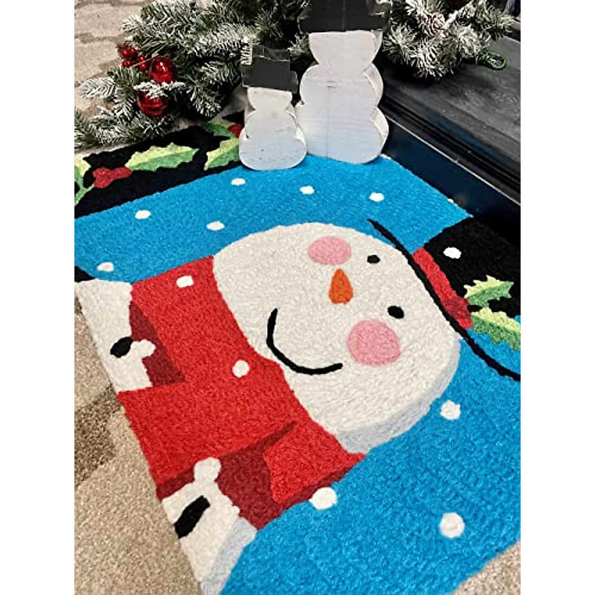 Holly Jolly Snowman Holiday Machine Washable 20" x 30" Jellybean Accent Rug