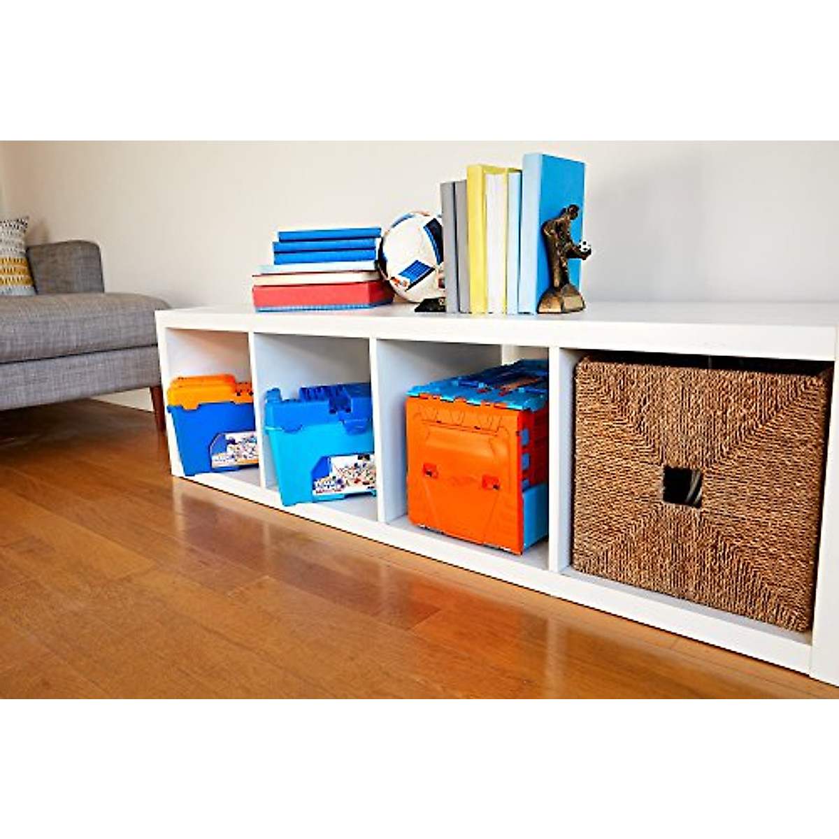 Hot Wheels Race Crate with 3 Stunts in 1 Set Portable Storage Ages 6 to 10