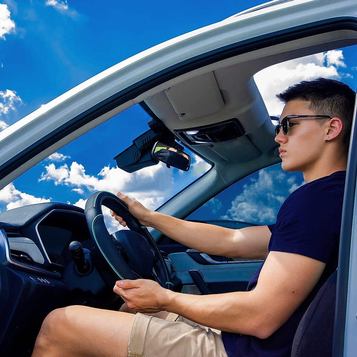 Car Pass Colour Piping Leather Universal Fit Steering Wheel Cover,Perfectly fit for 14.5-15 inches for Various Vehicles SUVs,Vans,Sedans,Cars (Black & Mint)