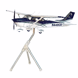 Sporty's Aviation Gifts Limited Edition C172 Skyhawk Die-Cast Model 1:72nd Scale with Display Stand