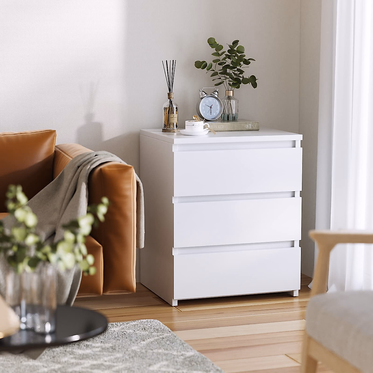 FOTOSOK White Nightstand with 3 Drawers, White Bedside Table Night Stand for Bedroom with Cut-Out Handle, Sofa Side Table 3 Drawer Nightstand for Bedroom, 17.7W*15D*21.7H