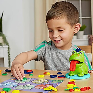 Play-Doh Frog ‘n Colors Starter Set with Playmat, Preschool Toys for 3 Year Old Girls & Boys & Up, Preschool Crafts Frog Toy & 4 Modeling Compound Colors