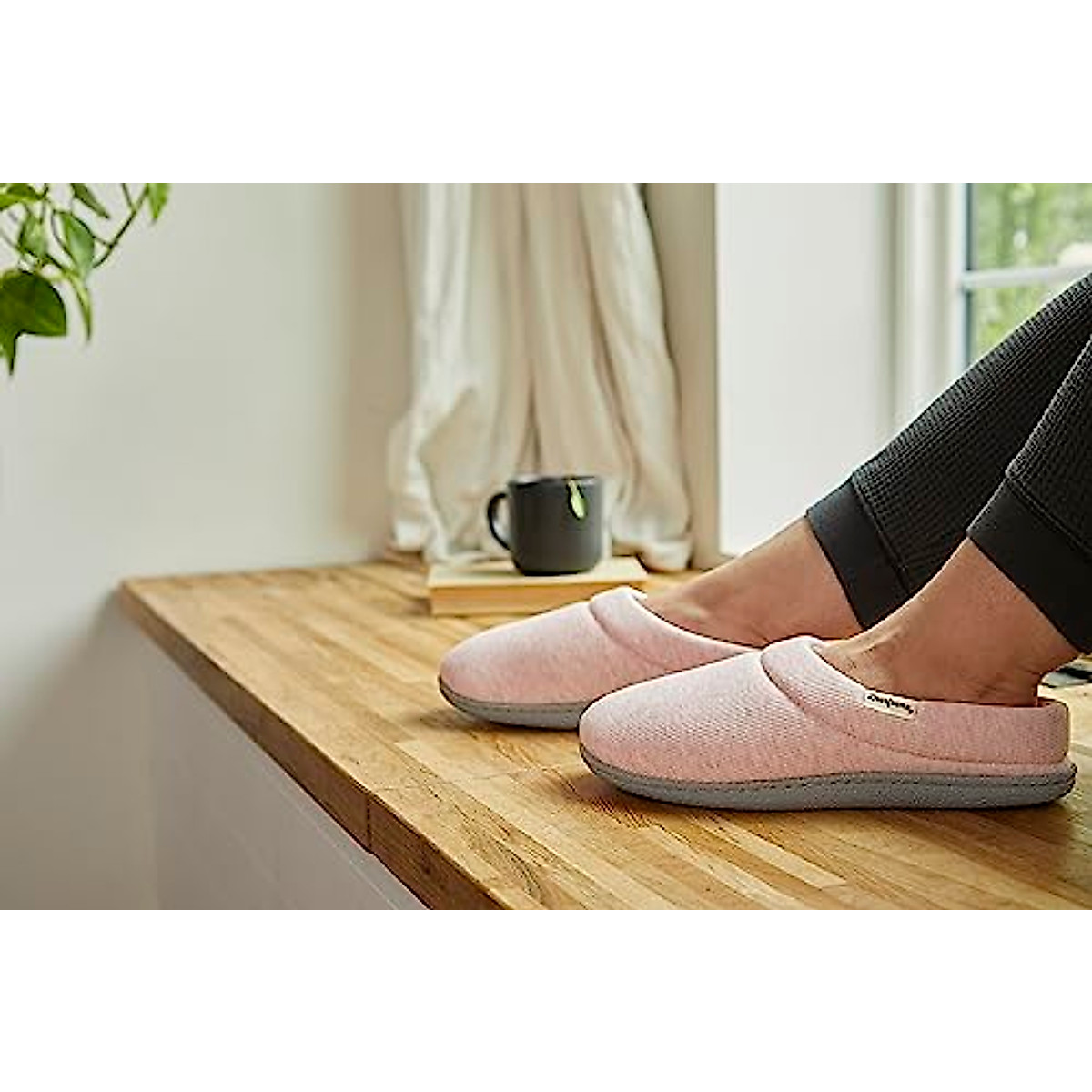 Dearfoams Women's Lacey Machine Washable Memory Foam Comfort Easy on/Off Clog Slipper, Pink Heather, Large