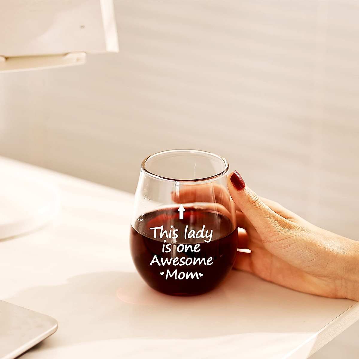 SHENDONG This Lady Is One Awesome Mom Wine Glass Birthday Mothers Day Gifts for Mom Mother from Daughter Kids Son Mom Gifts 15 Ounce Thicken with Gift Box White