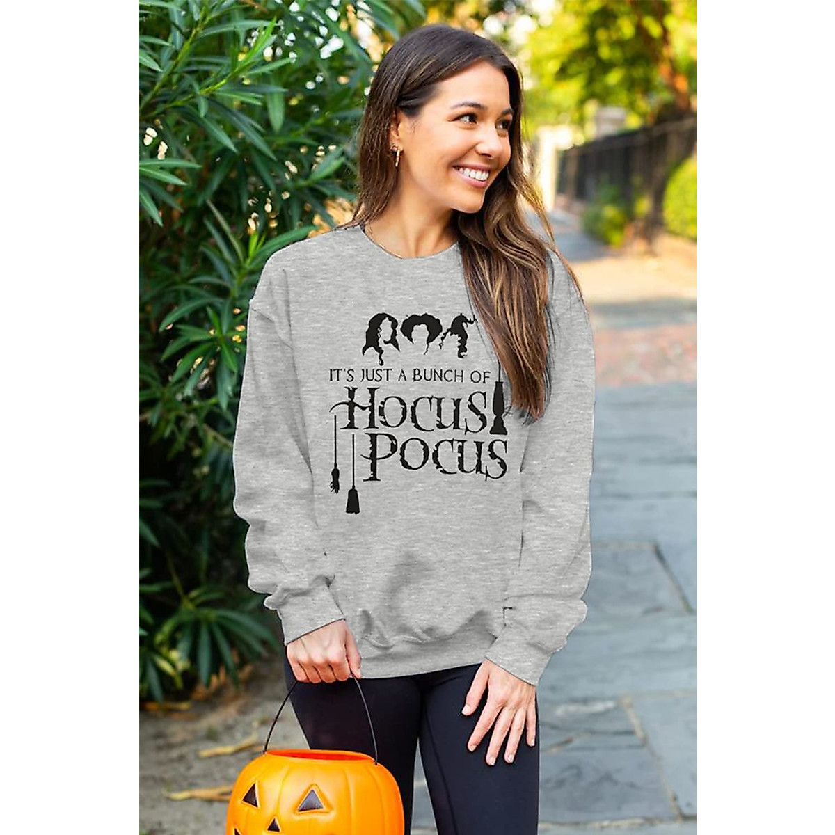 KIDDAD It's Just A Bunch of Hocus Pocus T-Shirt Women Halloween Sanderson Sisters Long Sleeve Crewneck Casual Pullover Tops Light Gray