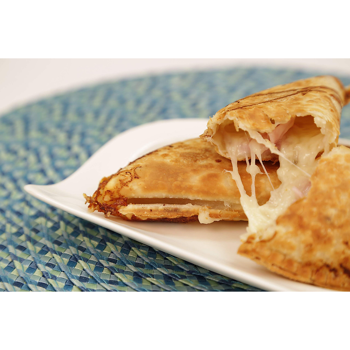 Holstein Housewares - Non-Stick Electric Arepa and Empanada Maker, Makes 2, Black/Stainless Steel