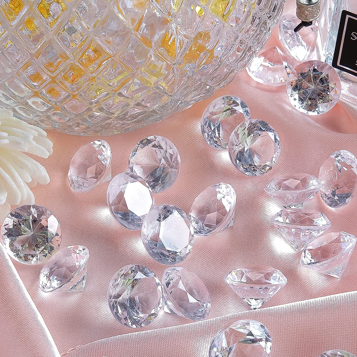 Babenest Acrylic Diamond Fake Gems Vase Filler, 240pcs 3/4 Inch Faux Diamonds Crystals Jewels for Table Scatters Wedding Party Event Arts & Crafts Birthday Decoration Favor (Clear)