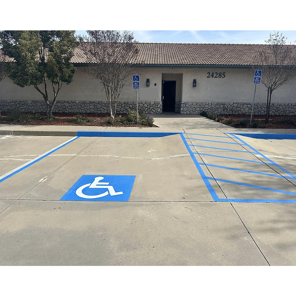 APS 4" x 18' Parking Lot Line Stencil | for Parking Lot Striping | Reusable Parking Lot Stencils for Painting | Parking Line Stencil for Parking Space | Made in USA w/Recycled Cardboard