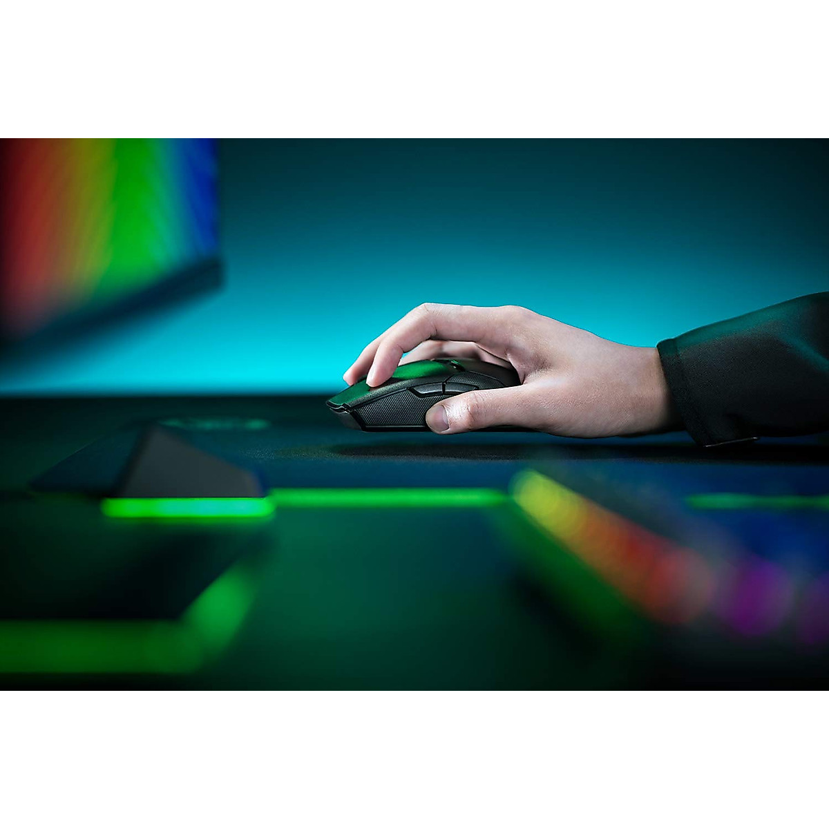 Razer Viper Ultimate - Light and Fast Ambidextrous Gaming Mouse (20,000 DPI Optical Sensor, Hyperspeed Wireless Technology, RGB Chroma) Black