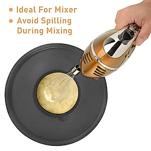 Wildone Mixing Bowls Set of 5, Stainless Steel Nesting Bowls with Lids, 3 Grater Attachments, Measurement Marks & Non-Slip Bottoms, Size 5, 3, 2, 1.5, 0.63 QT, Great for Mixing & Serving