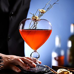 DOITOOL 2PCS Clear Cocktail Glasses Heart Shaped, Cocktail Wine Glass Set of 2 Unique Champagne Glasses Heart Shape Martini Goblet Cups Glassware for KTV Home Bar Club Restaurant