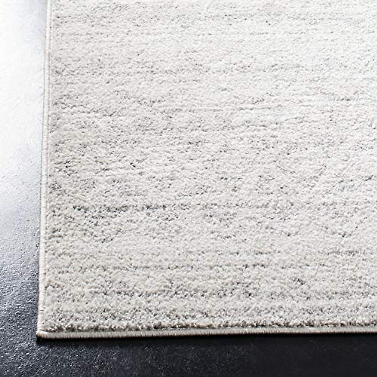 SAFAVIEH Adirondack Collection 2'6" x 4' Ivory / Silver ADR119A Moroccan Boho Distressed Non-Shedding Living Room Bedroom Accent Rug