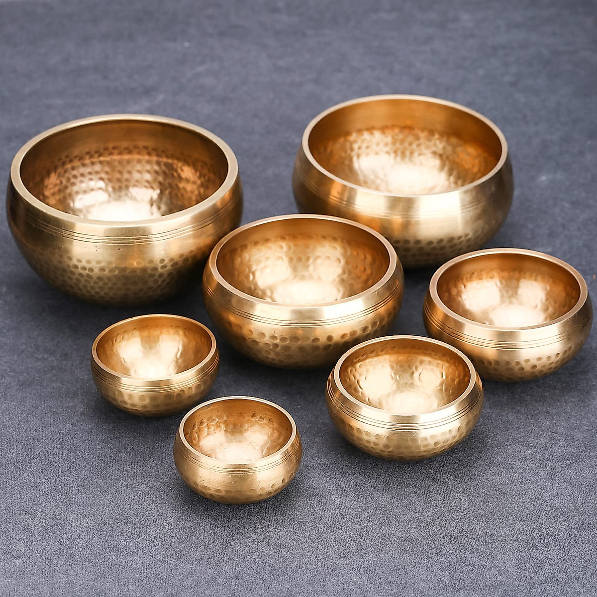 Sound Bowl Meditation Set Handcrafted Tibetan Singing Bowl Heart Chakra Sound Bath Bowls for Zen Music Healing Frequencies Yoga Prayer and Mindfulness Nepal Meditation Mat (17.5cm / 6.89inch)