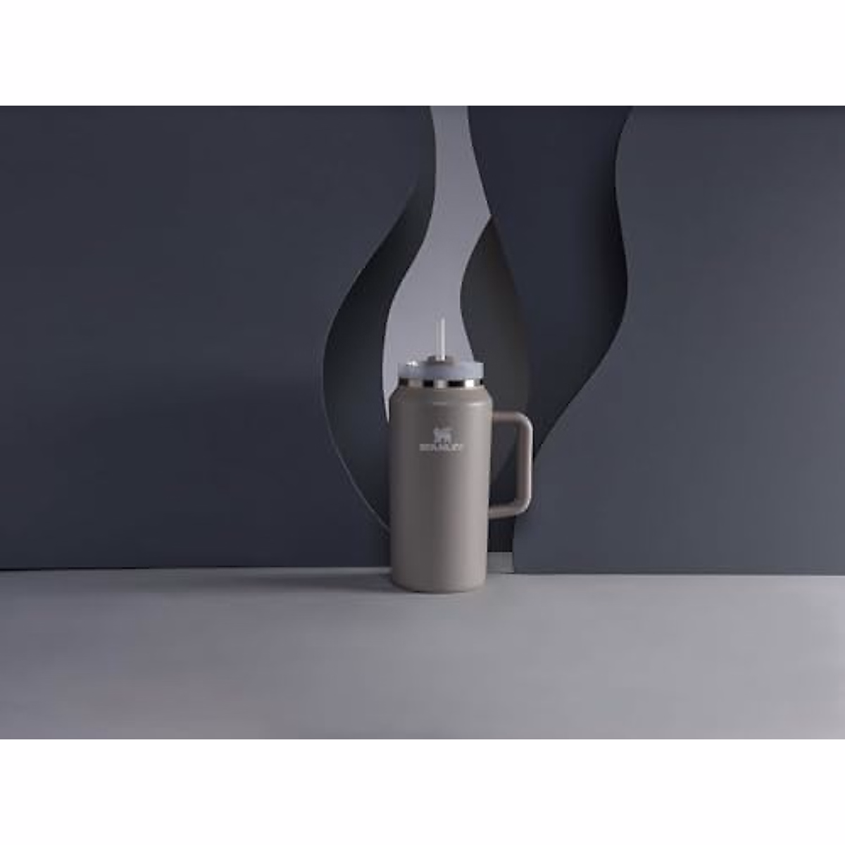 Stanley Quencher H2.0 Tumbler with Handle & Straw 64 oz | Flowstate 3-Position Lid | Large Capacity for Travel & Sports | Insulated Stainless Steel Cup | BPA-Free | Ash