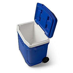 Igloo 28 Qt Blue Wheeled Cooler with Locking Telescoping Handle