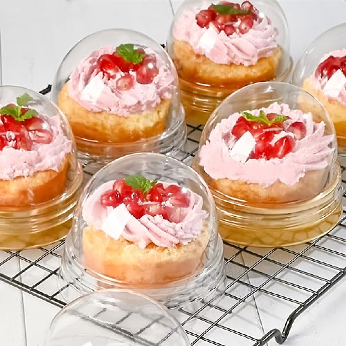 TOFLEN 3 Inches Charcuterie Domes, 50Pcs Clear Plastic Dessert Containers with Lids, Individual Mini Bundt Cake Containers for Cocoa Bomb, Cupcake, Cheesecake (Clear Base)