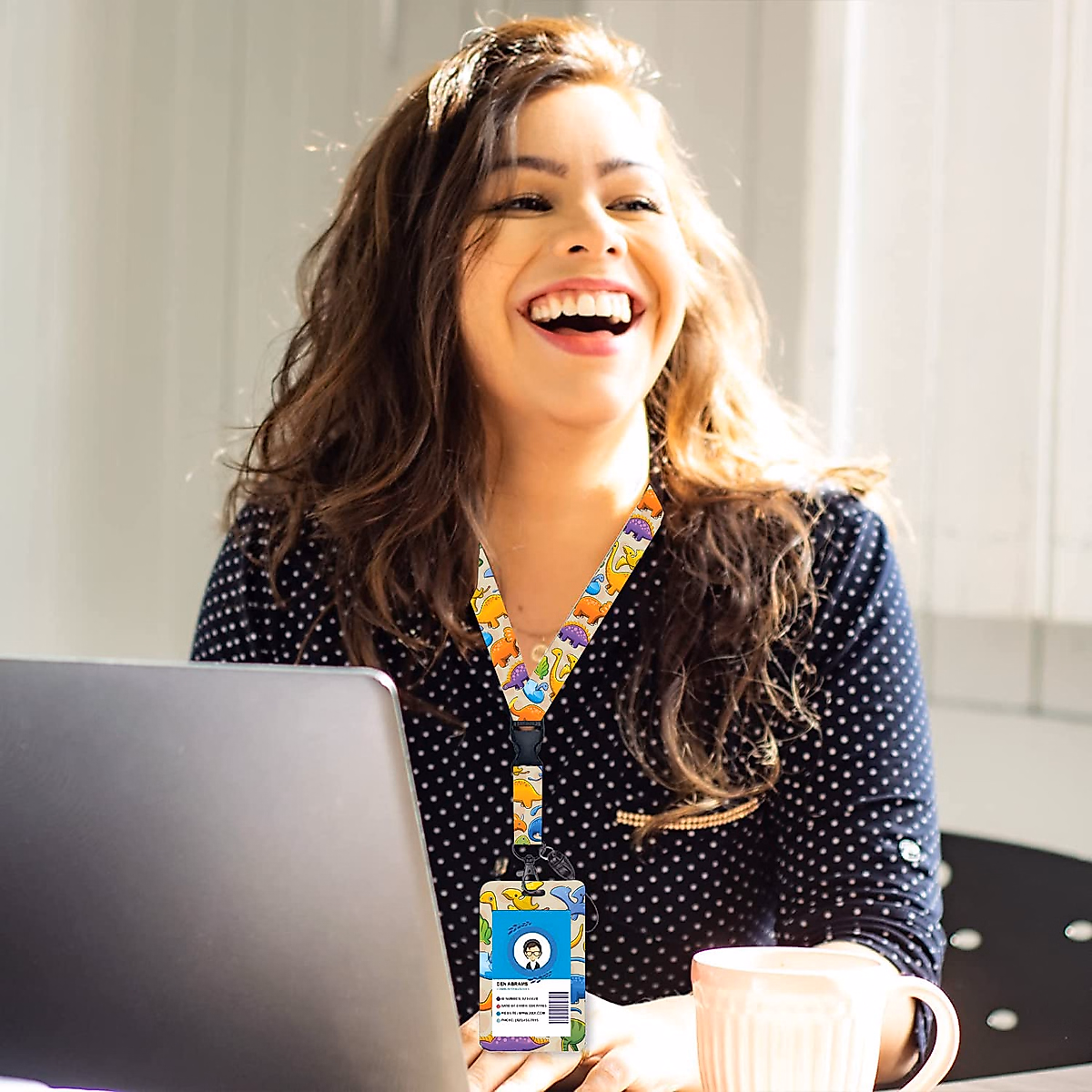 BUDUOZHI ID Badge Holder with Lanyard and Retractable Badge Reel Clip, Cartoon Dinosaur Breakaway Lanyard Name Card Vertical ID Protector, ID Card Holder Keychain Name Badge Clip for Women Men