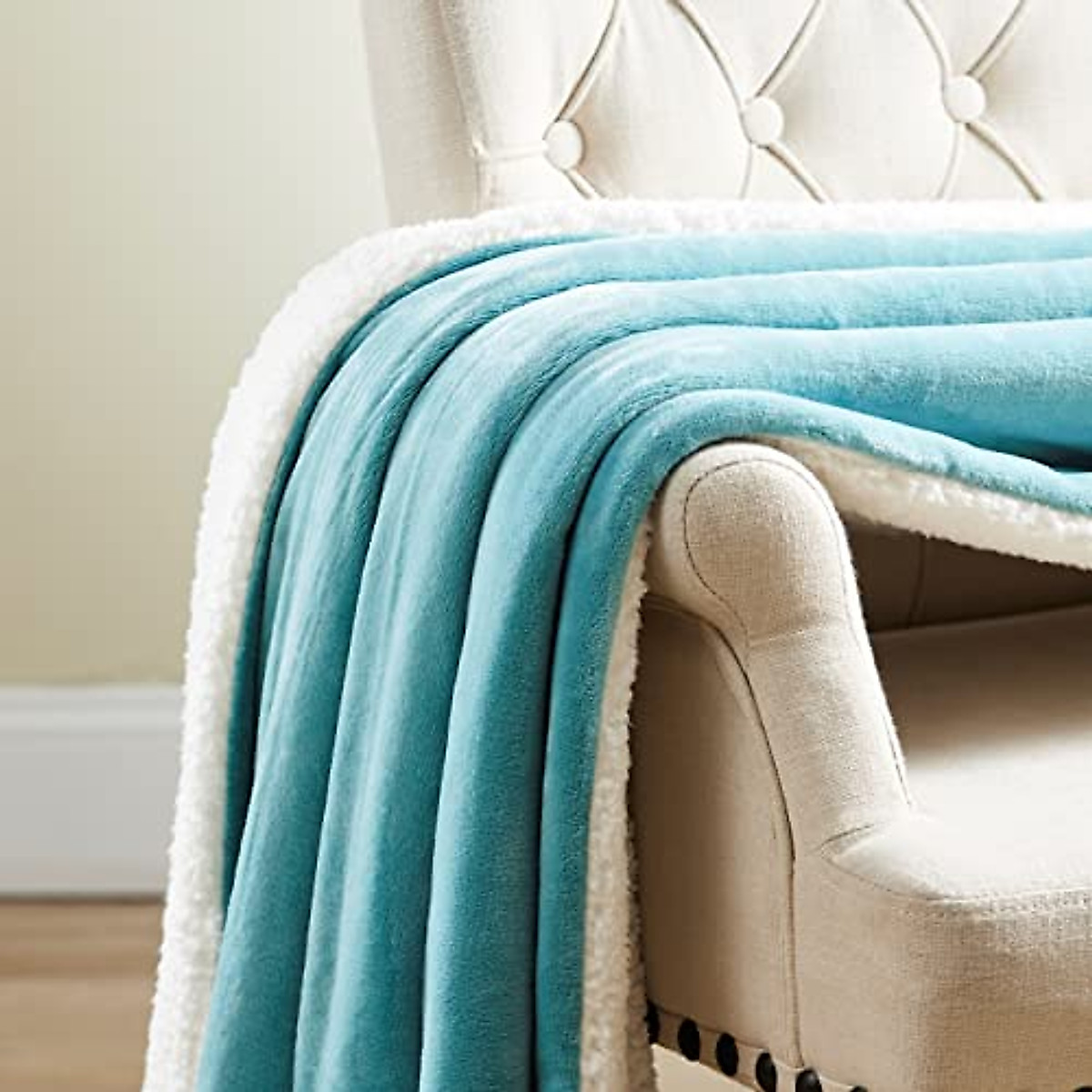 BELADOR Sherpa Fleece Queen Size Blanket for Bed - Fuzzy Warm Large Blankets - Anti-Static Soft Blanket, Fleece Blanket - Sherpa Throw Blankets & Throws for Sofa - 90x90 Inches