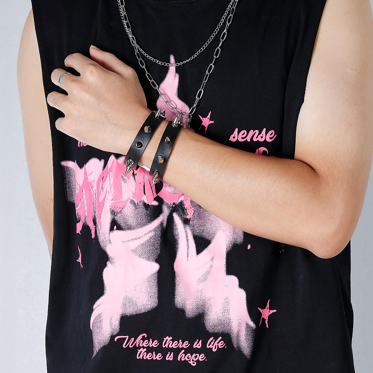 Manfnee 2Pack Punk Goth Bracelet for Man Women PU Leather Spike Rivet Metal Studded Wristbang Black