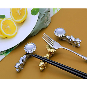 Chopsticks, fiberglass chopsticks are reusable, with chopstick rest, dishwasher safe. Chinese luxury chopsticks gift box set. 2 pairs (gold, silver) 1 portable beautiful storage bag