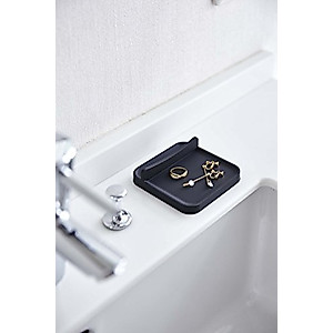 Yamazaki Home Haircare Appliance Rest Heat Resistant Styling Tool Holder/Mat Straightener/Curling Iron | Silicone | Hair Care, One Size, Black