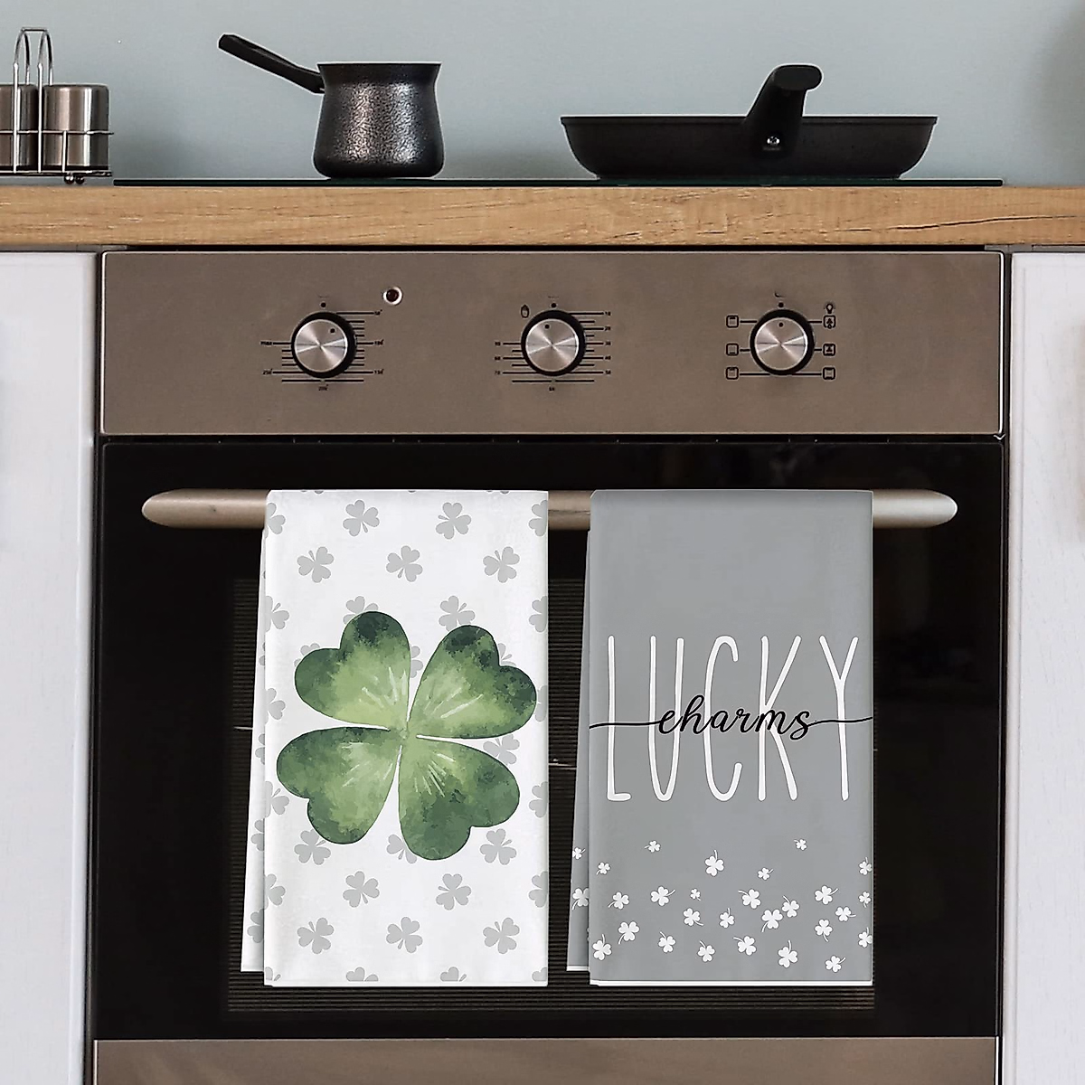 AnyDesign St. Patrick's Day Kitchen Towel Gray White Lucky Kisses Dish Towel Shamrock Clover Hand Drying Tea Towel for Cooking Baking Cleaning Wipes, 18 x 28 Inch, Set of 4