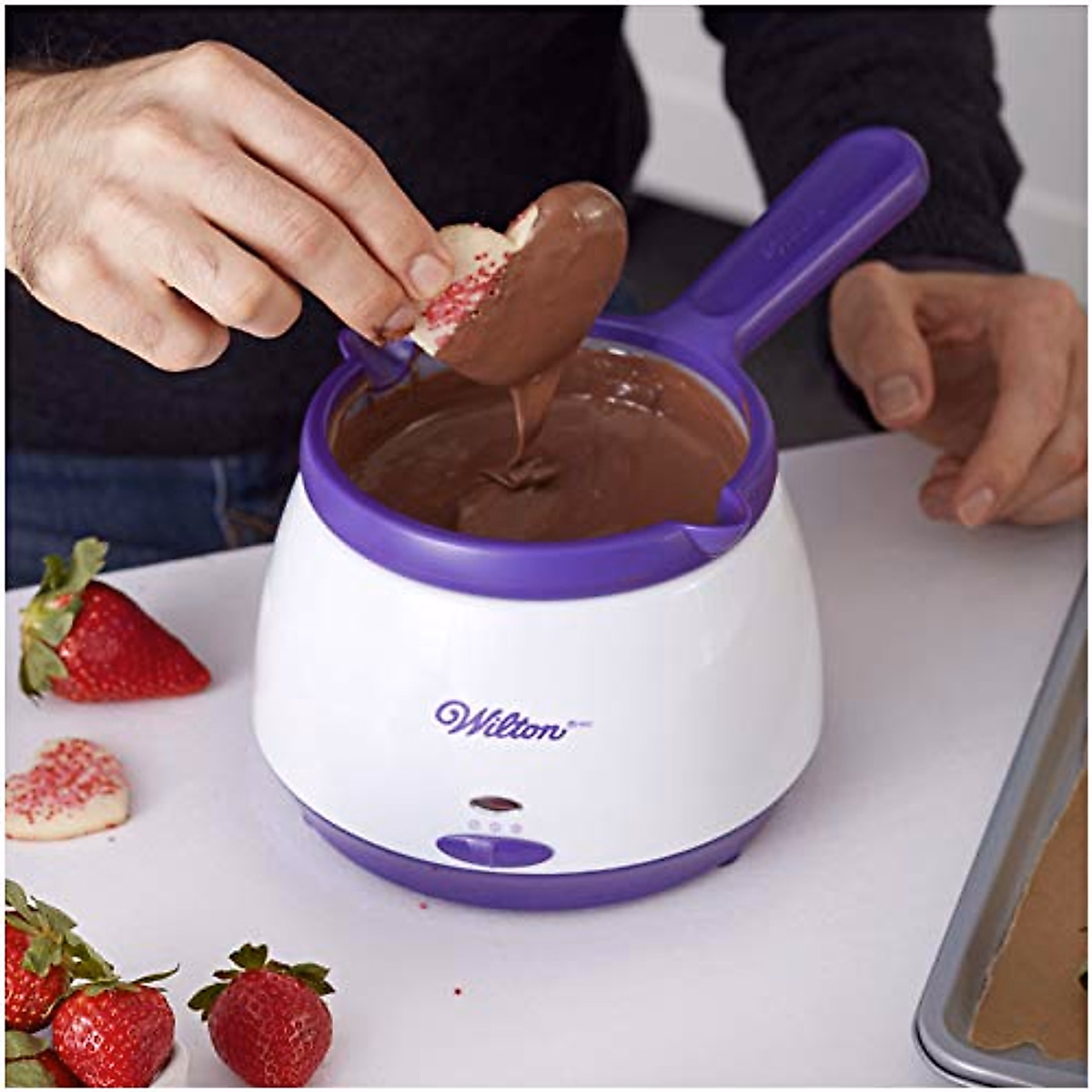 Wilton Candy Melts Candy And Chocolate Melting Pot, 2.5 Cups