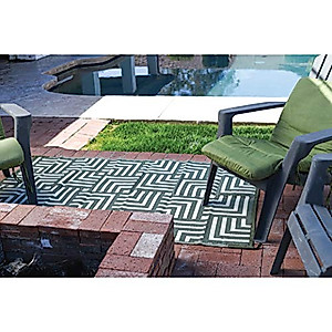 Stylish Camping 276094 6-feet by 9-feet Reversible Mat, Plastic Straw Rug, Large Floor Mat for Outdoors, RV, Patio, Backyard, Picnic, Beach, Camping - Geometric Mat (Olive Green/Beige)
