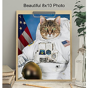 Cat Astronaut - Cat Wall Decor - Astronaut Decor - Space Wall Decor - Space Wall Art - NASA Wall Decor - Funny Cat Wall Art Poster - Cute Cat Home Decor - Cat Themed Gifts