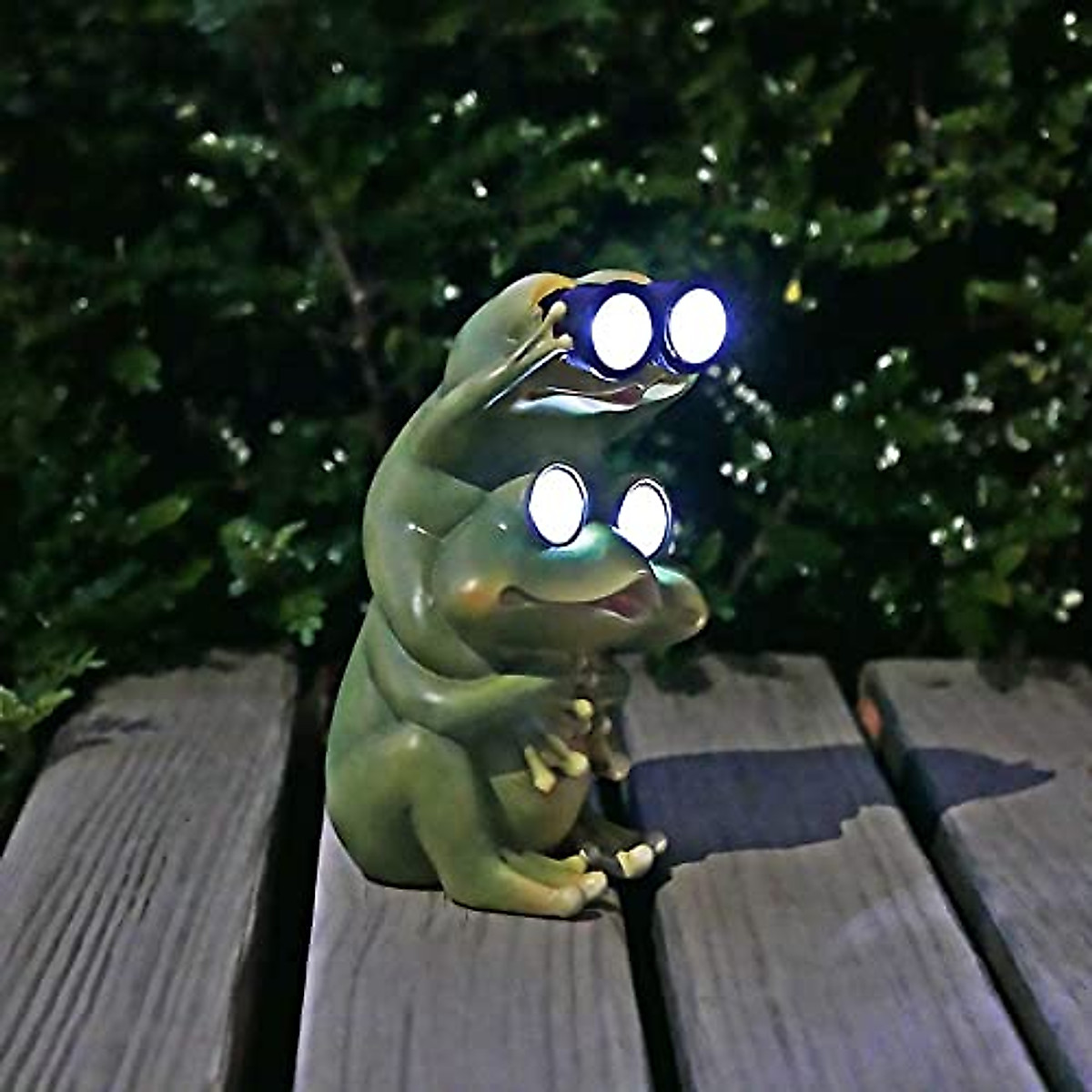 Juliahestia Garden Decor Frog Outdoor Statue – Solar Figurines Funny Cute Animal Sculptures Porch Outside Decorations for Yard Lawn Patio Ornaments Waterproof Gifts