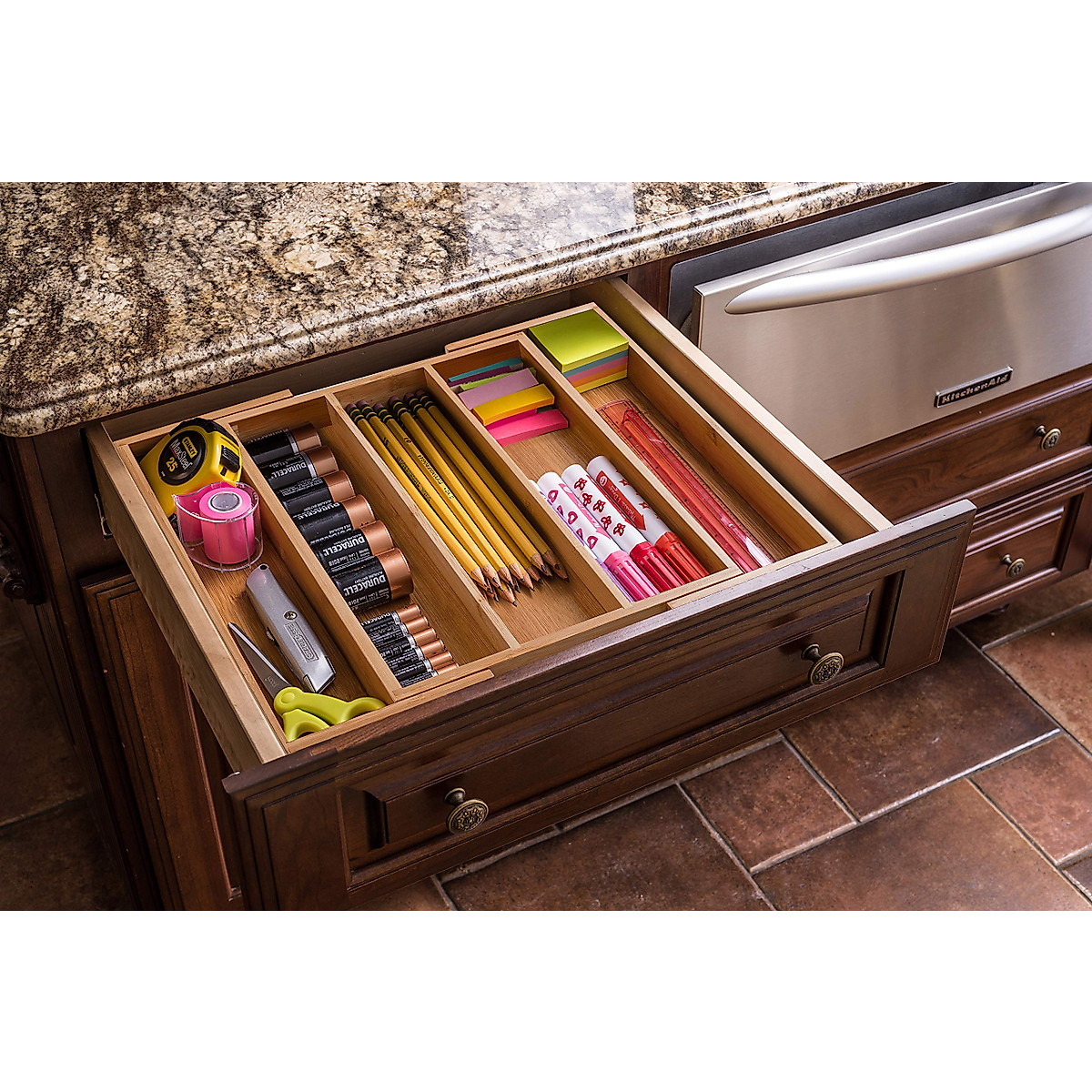 Bellemain Expandable Bamboo Drawer Organizer - Large Kitchen Utensil Holder for Cutlery, Silverware, Flatware Storage - Utensil Organizer for Kitchen Drawers, Desk, Junk Drawer Organizer Tray, 5-Slot