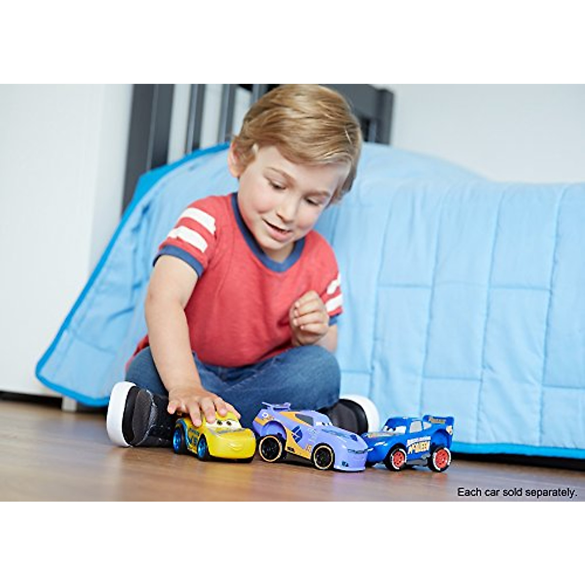 Disney Pixar Cars 3 Revvin' Action Dinoco Cruz Ramirez Vehicle