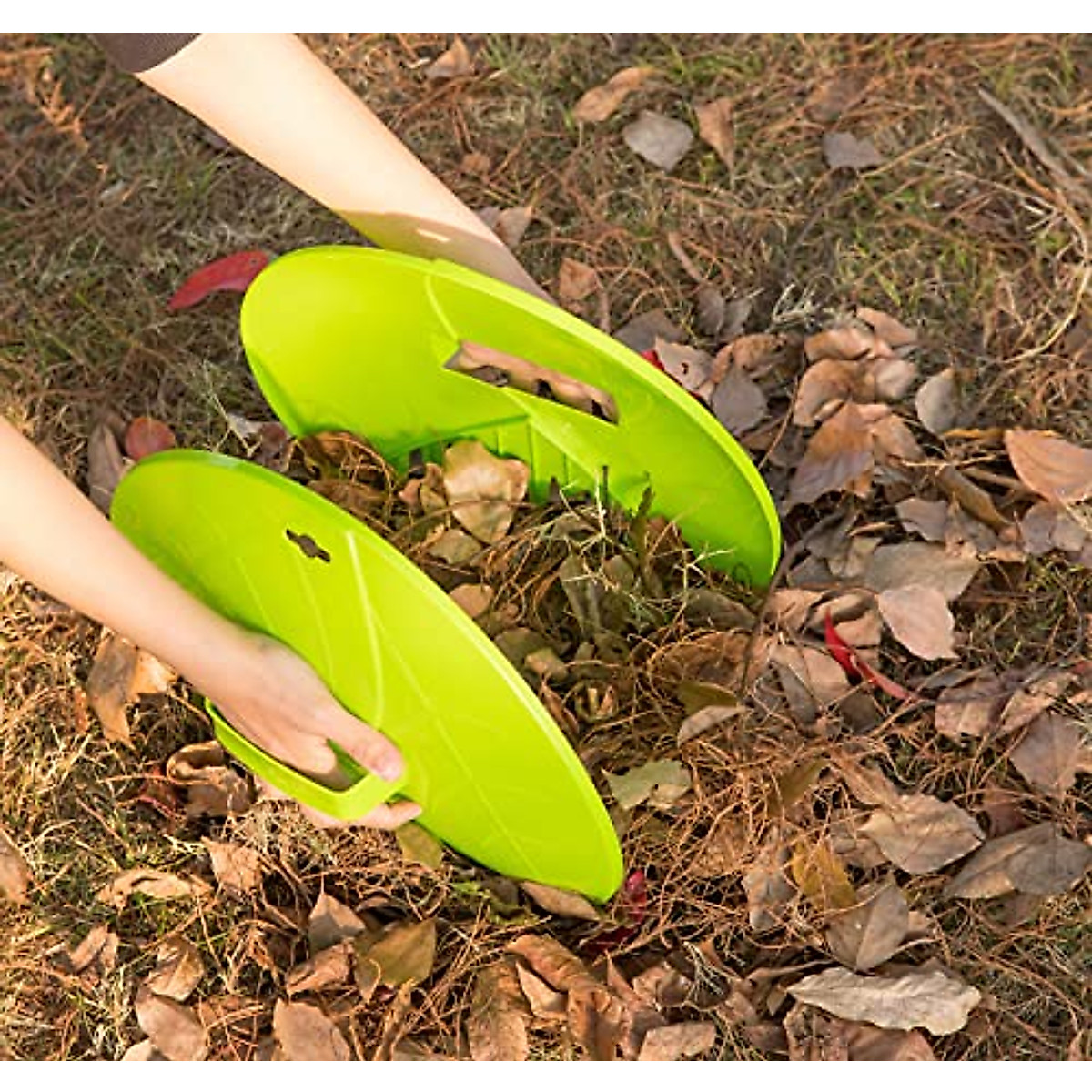 Gardenised Pair of Leaf Scoops, Hand Rakes for Lawn and Garden Cleanup (QI003286)