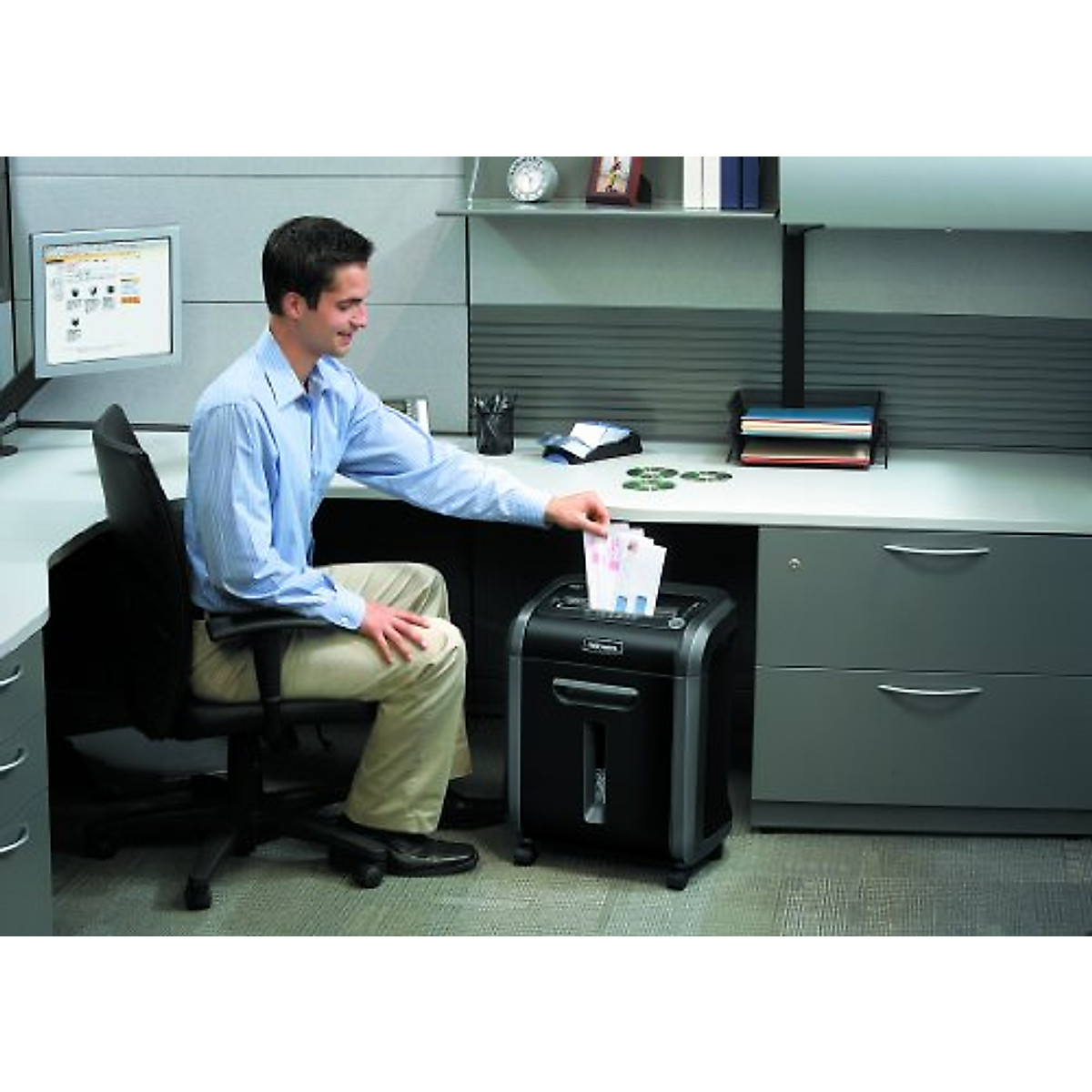 Fellowes Powershred 79Ci 16 Sheet Cross Cut Paper Shredder for The Small or Home Office with 100 Percent Jam Proof, SafeSense and Silent Shred