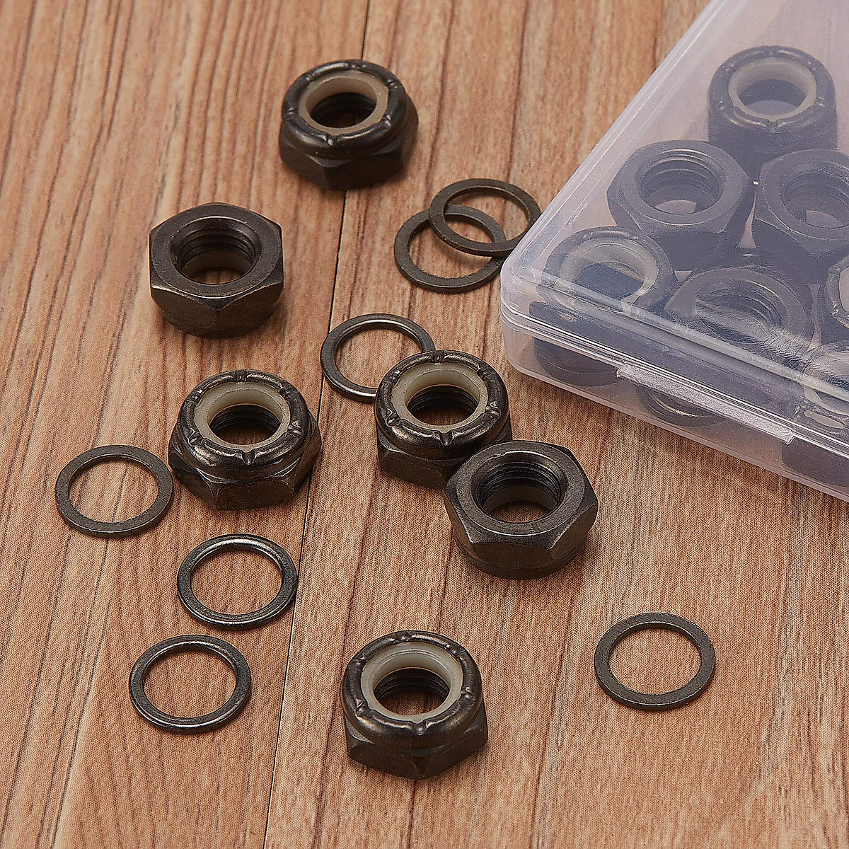 16 Pieces Skateboard Truck Nuts and 16 Pieces Skateboard Truck Axle Washers for Longboards and Skateboard Hardware Kit (Black)