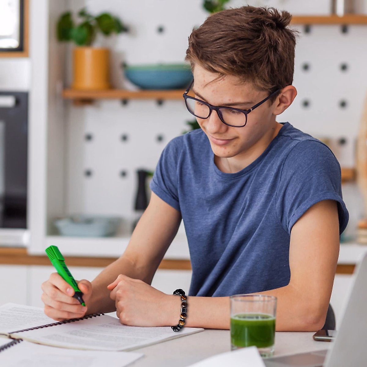 Jewelry&Card Gifts for Teens，Boys, Always Remember You Are Braver Than You Believe Bracelet, Inspirational Birthday Gift Ideas for Teenage Boys