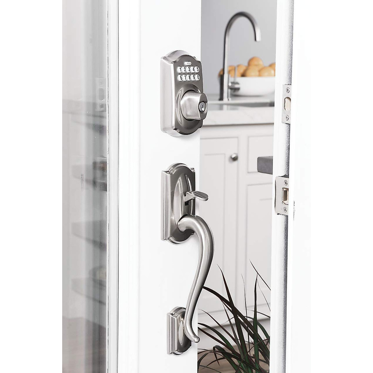 Schlage FE365CAM619GEO Schlage FE365-CAM-GEO Camelot Electronic Handleset with Georgian Knob