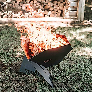 TITAN GREAT OUTDOORS Portable Pop-Up Fire Pit with Carry Bag