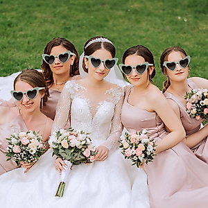 BOUBONI 12 Pack Green Heart Sunglasses Vintage Heart Shaped Glasses Bulk Bachelorette Sunglasses for Women Wedding Party Supplies Favor