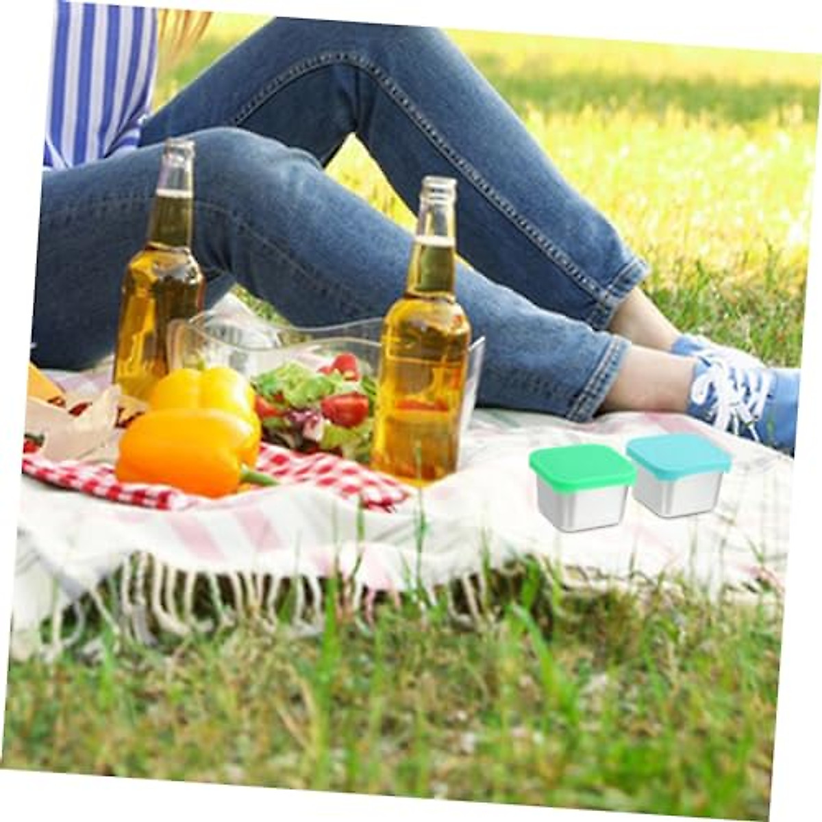 PRETYZOOM Set of 4 Small Sauce Cups Metal Condiment Containers with Lids Reusable Salad Dressing Cup for Lunch Leakproof Food Storage Containers