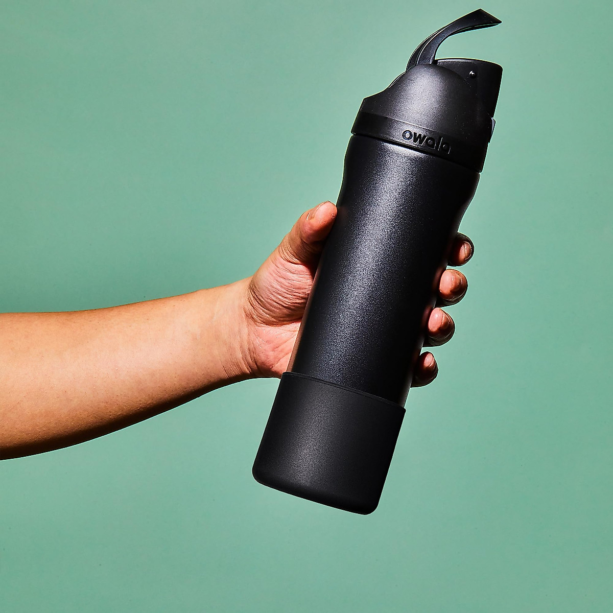 Diumepo Silicone Water Bottle Boot for Owala 32oz, Anti-Slip Protective Sleeve for Owala Twist & FreeSip & Flip Stainless Steel Water Bottle, Boot Bottom Base for Owala (Rose Red)