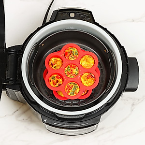 Egg Bites Tray with Lid | Silicone Egg Bites Tray | Egg Bites Molds Silicone | Instant Pot Accessories | Egg Bite Maker for Pressure Cooker, InstaPot, Air Fryer and Oven | Dishwasher safe