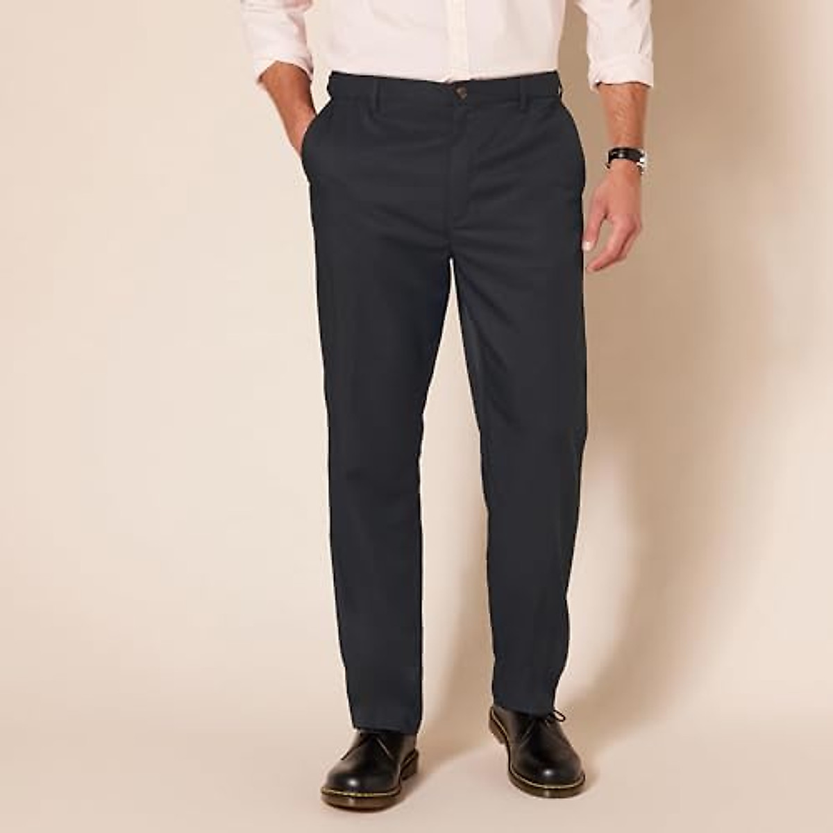 Amazon Essentials Men's Classic-Fit Expandable-Waist Flat-Front Dress Pant, Black, 34W x 30L