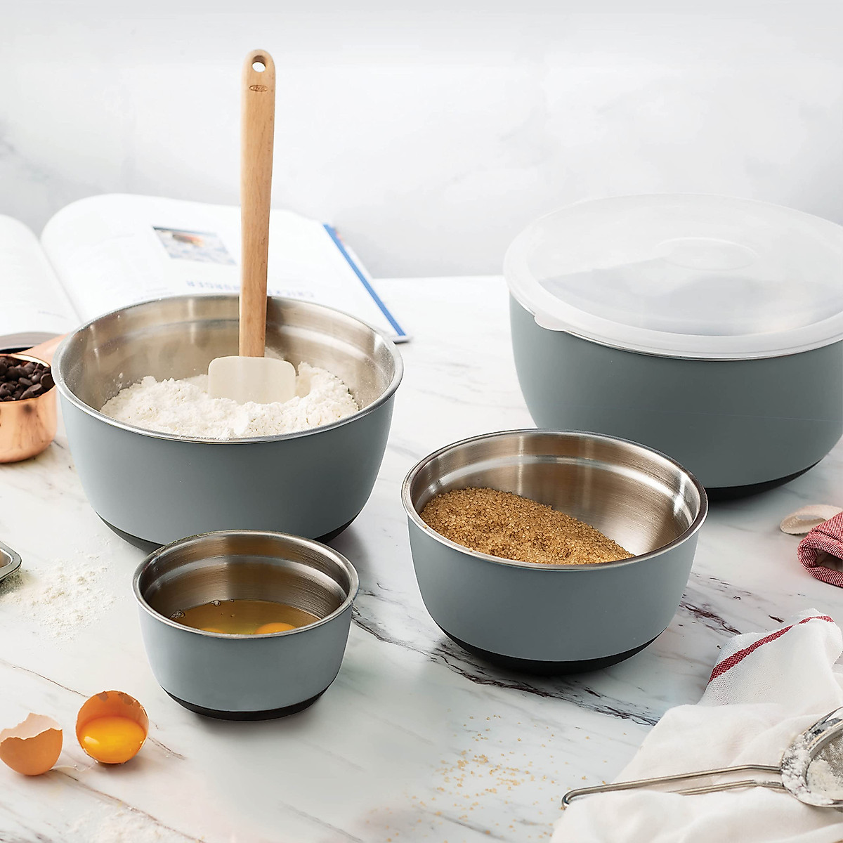 FineDine Stainless Steel Mixing Bowls with Lids Set, Stackable Nesting Dishware Bowls for Kitchen Space Storage Saving, Non-Slip Bottoms for Stability, 5 Quarts Salad Bowls