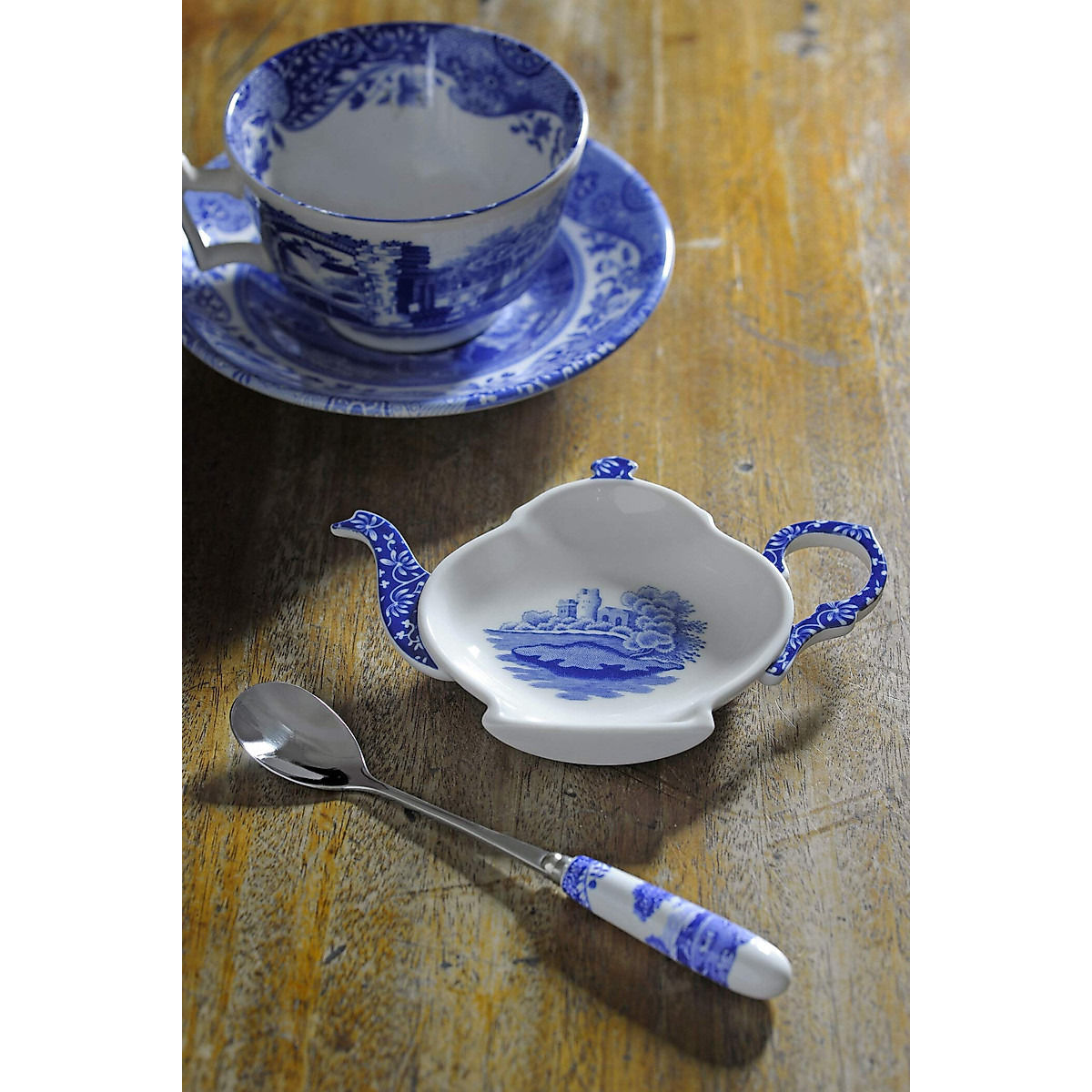 Spode Blue Italian Collection Teaspoons | Set of 6 | Made of Stainless Steel with Porcelain Handles | 6 Inch Dessert Spoons | Blue/White | Hand Wash Only