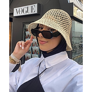 COASION Retro 90s Rectangle Sunglasses for Women Fashion Sun Glasses Vintage Small Square Frame UV400 Protection Eyewear (Black/Grey)