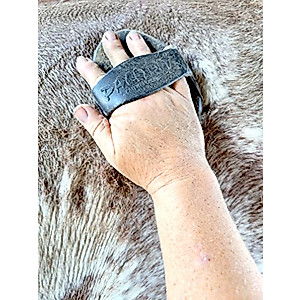 Grewal Equestrian Palm Fit Curry Comb (Orange)