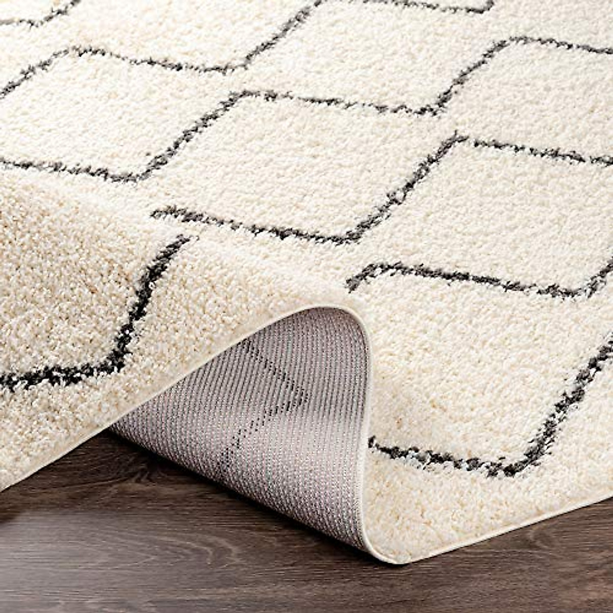 Artistic Weavers Moroccan Soft Kasey Shag Area Rug,5'3" x 7',Cream/Charcoal