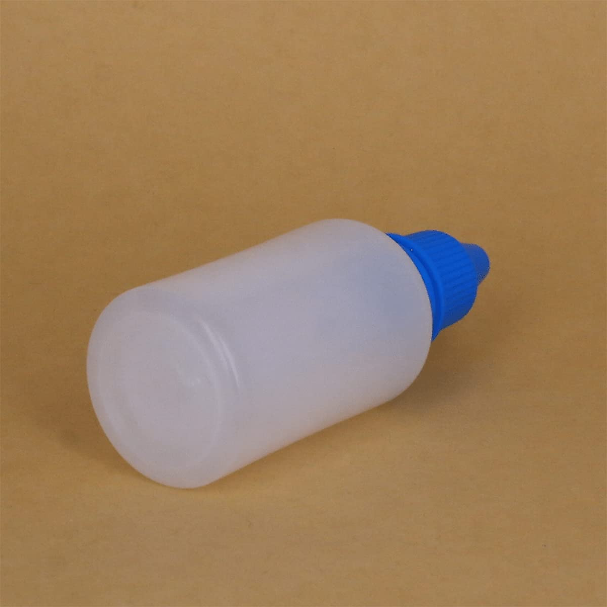 Bettomshin 10Pcs 30ml PE Plastic Squeezable Eye Liquid Dropper Bottles Thin Mouth Lab Reagent Bottle Liquid Sample Seal Sample Storage Translucent Bottle with Blue Cap